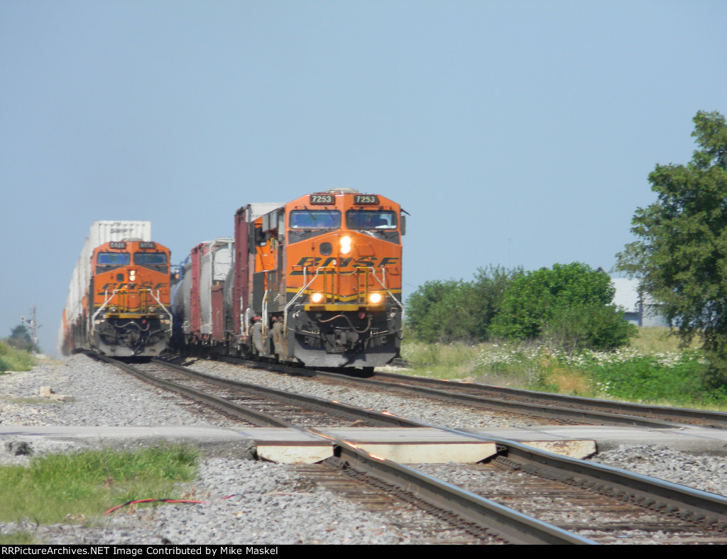 BNSF 6806